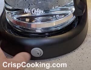 How to Clean a Mr Coffee Coffee Maker - Easy Guide with over 15 ...