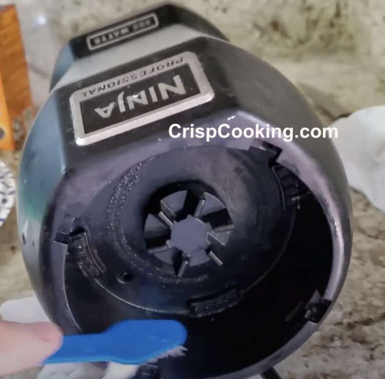 How to Clean a Ninja Blender - Simple Guide with 25 Photos - Crisp Cooking